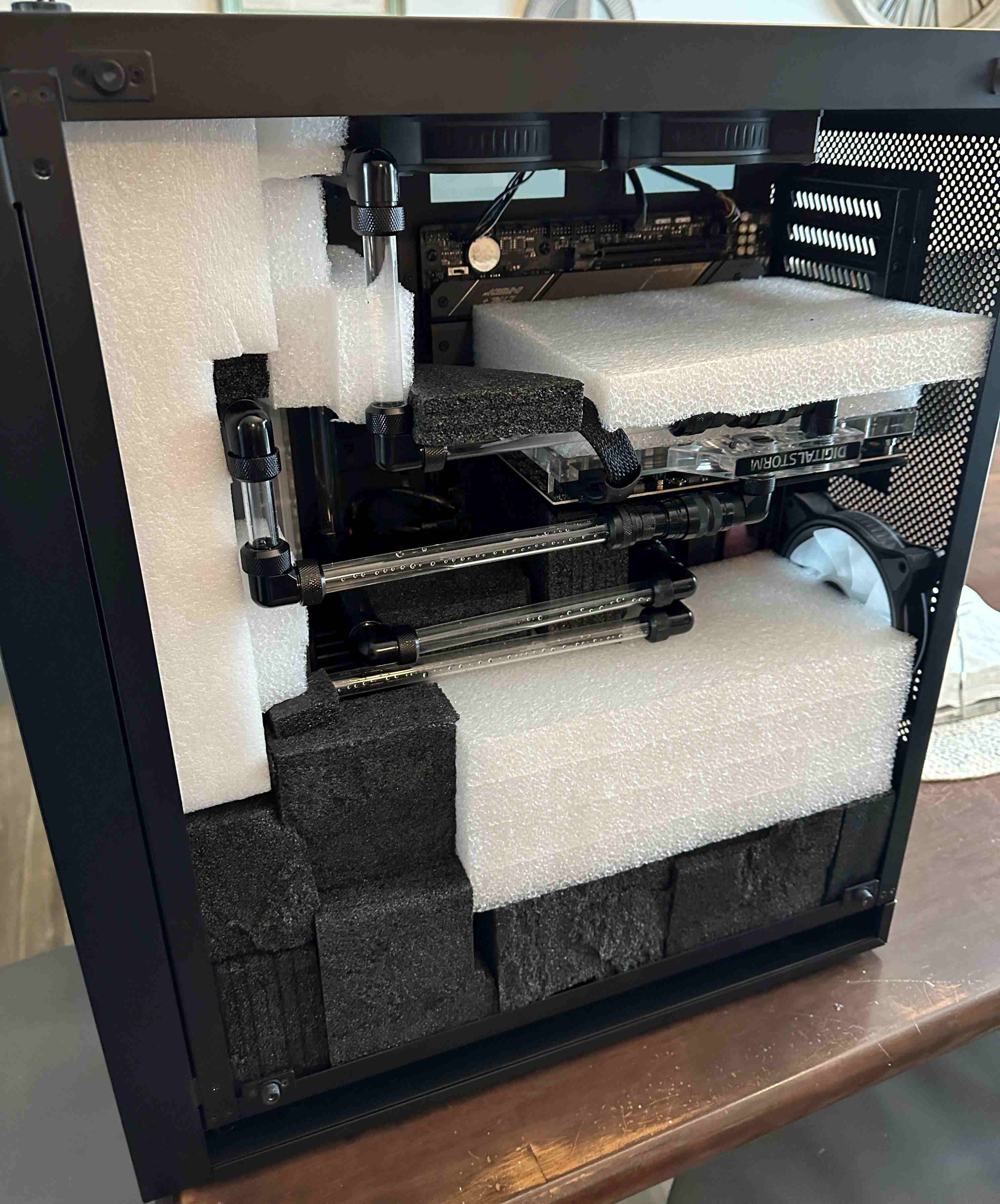 Review - HydroLux Pro Velox | By: n0x1ous - Digital Storm Forums