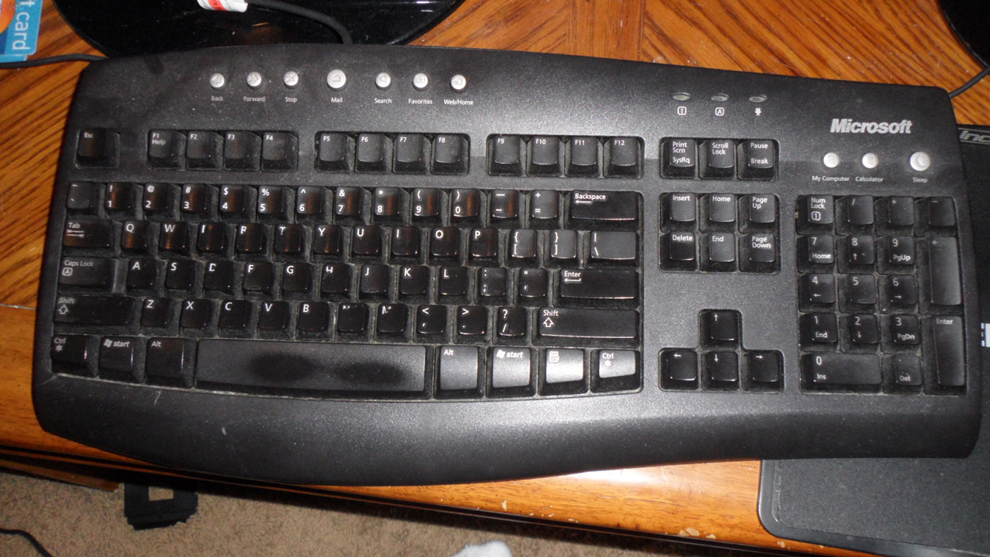New Keyboard Help | By: John1017 - Digital Storm Forums
