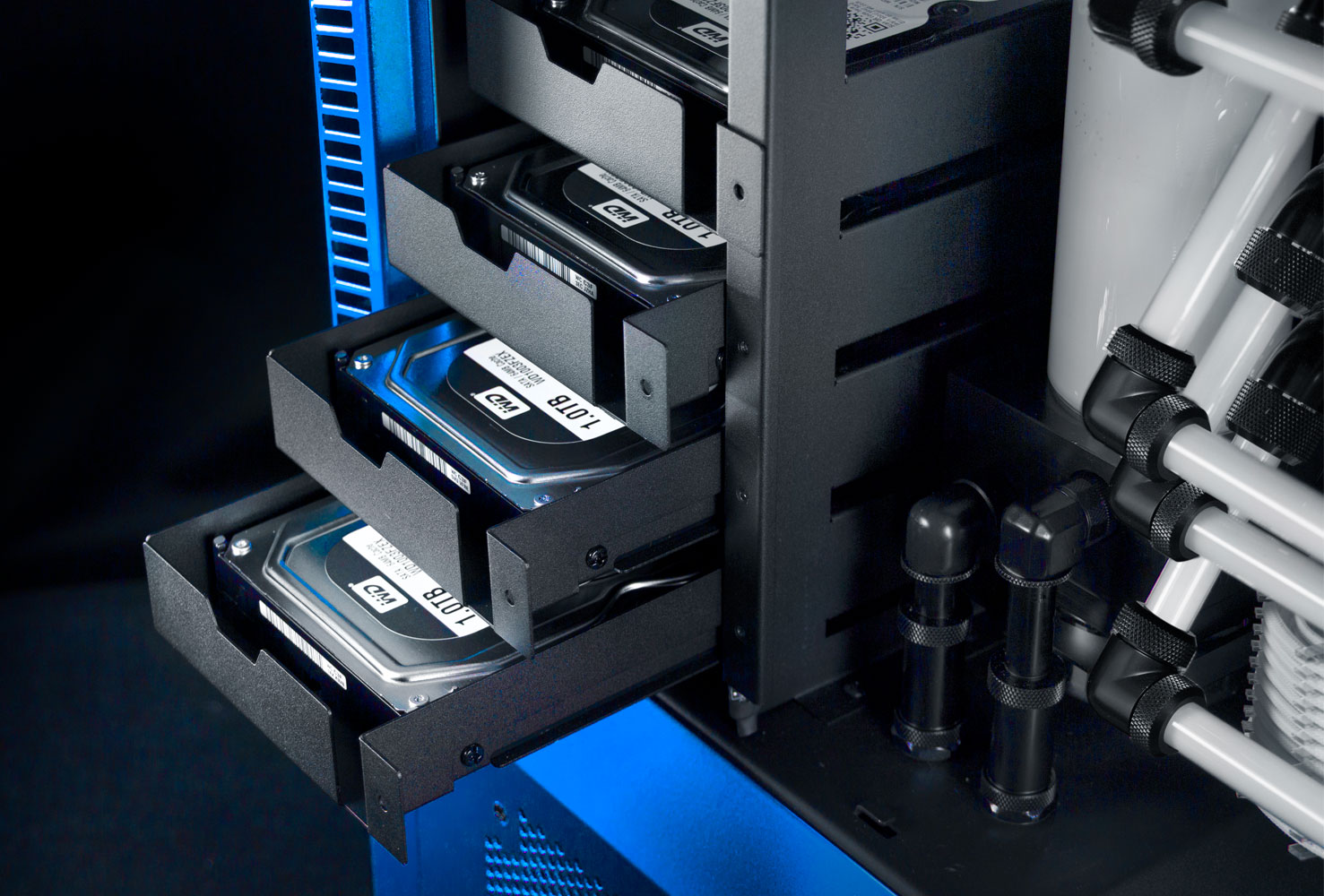 AVENTUM PRO | Digital Storm